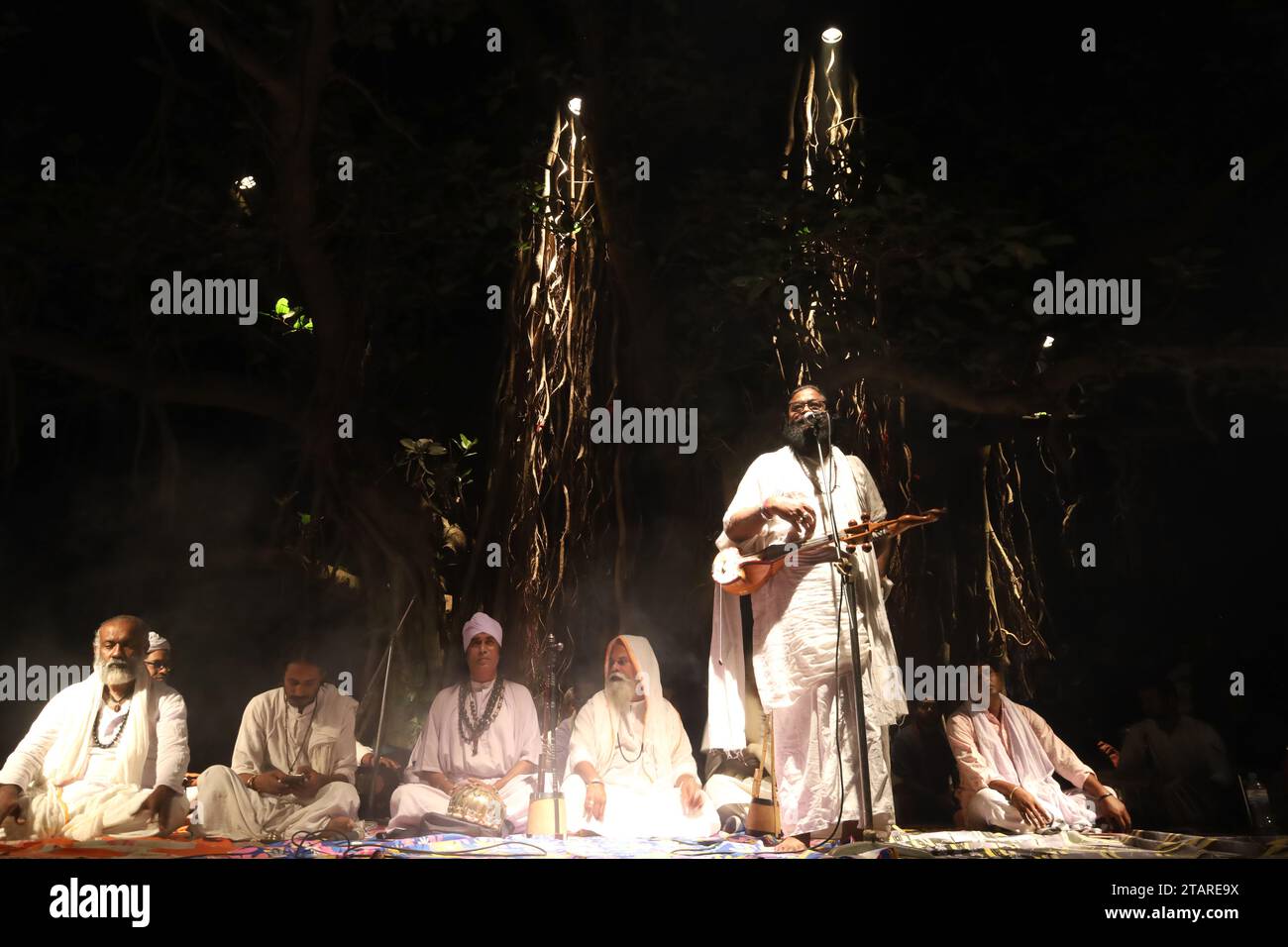 Sirajdikhan, Munshiganj, Bangladesh. 2nd Dec, 2023. In memory of Fakir ...