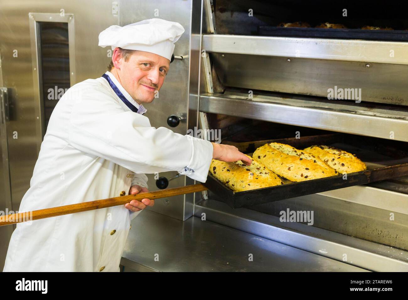 Master confectioner Harald Hinkel Stock Photo - Alamy