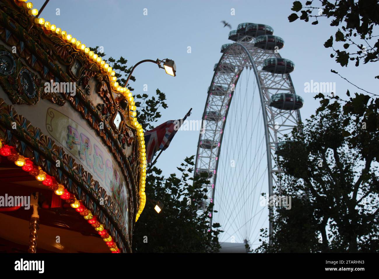 London river carnival hi-res stock photography and images - Alamy