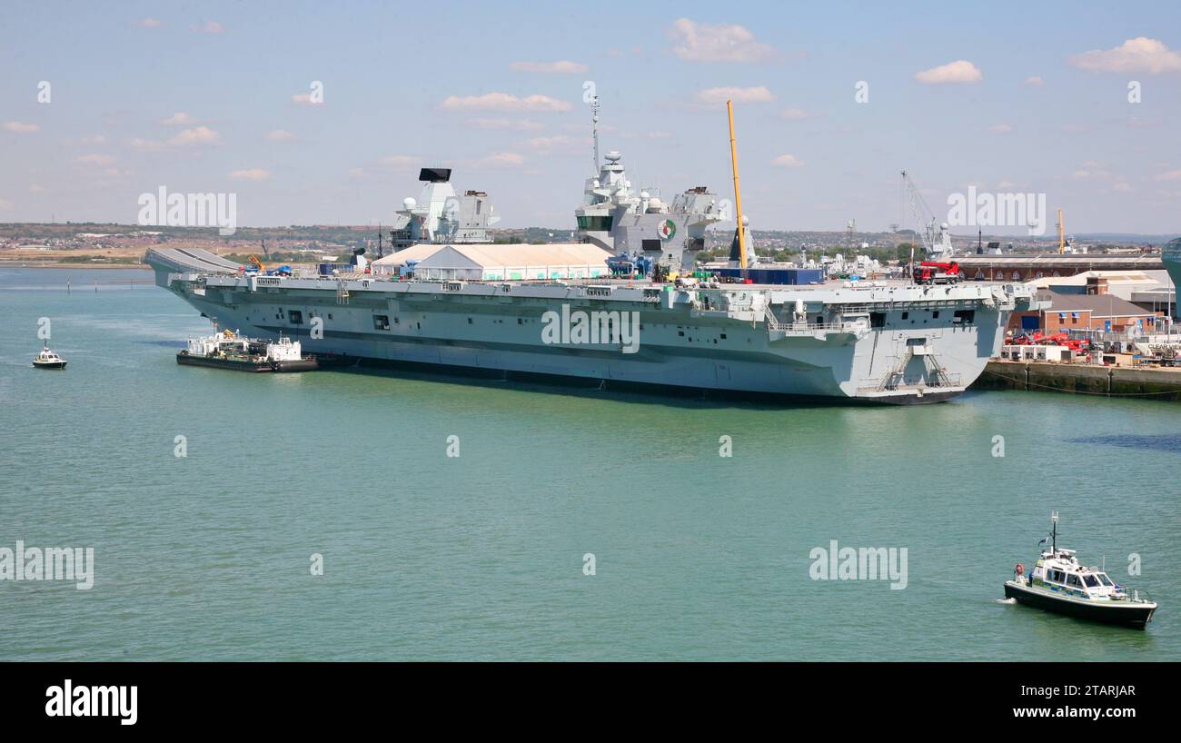 A close up view of the HMS Queen Elizabeth (R08) Aircraft Carrier, in ...