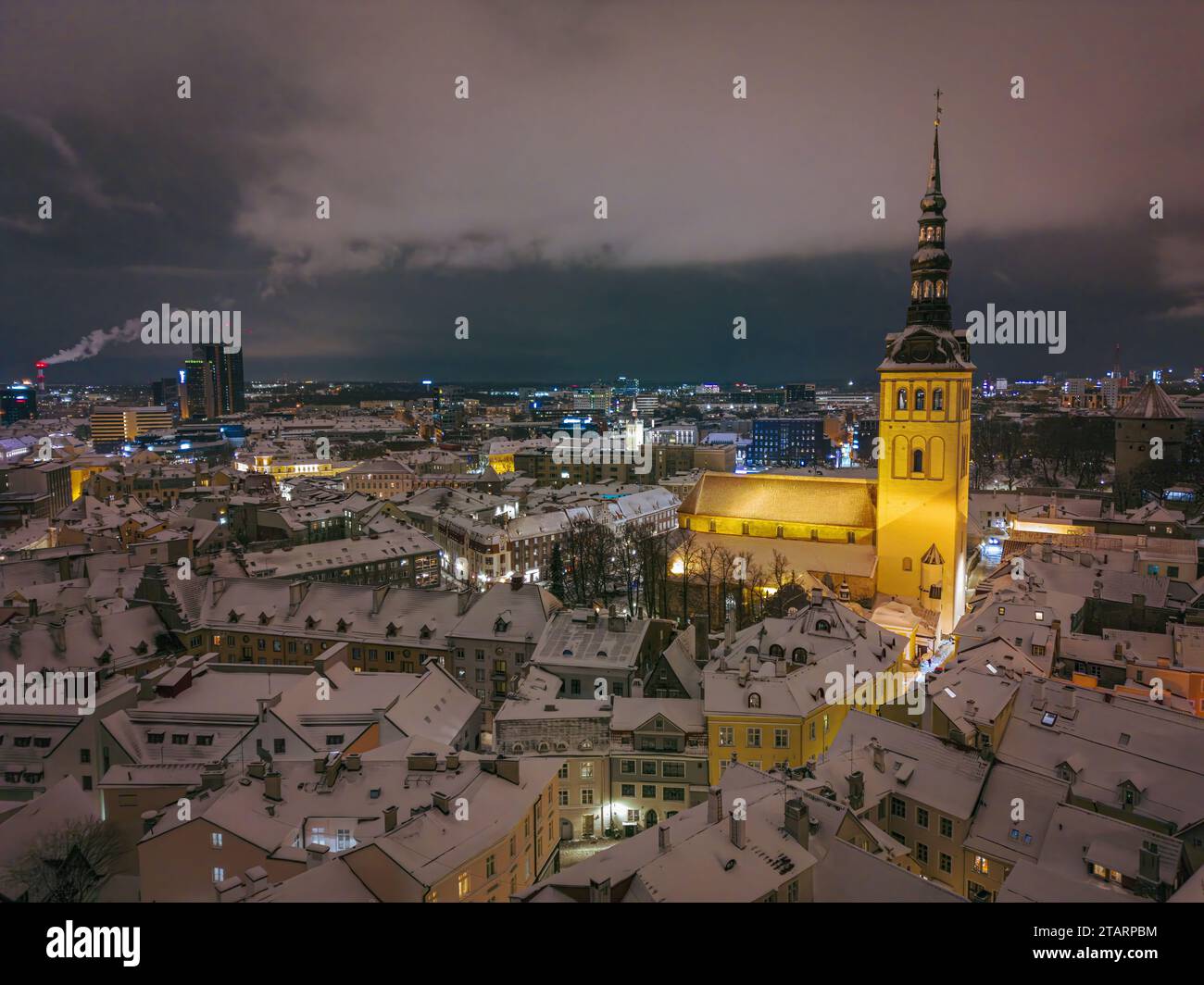 Drone view frozen tallinn hi-res stock photography and images - Alamy