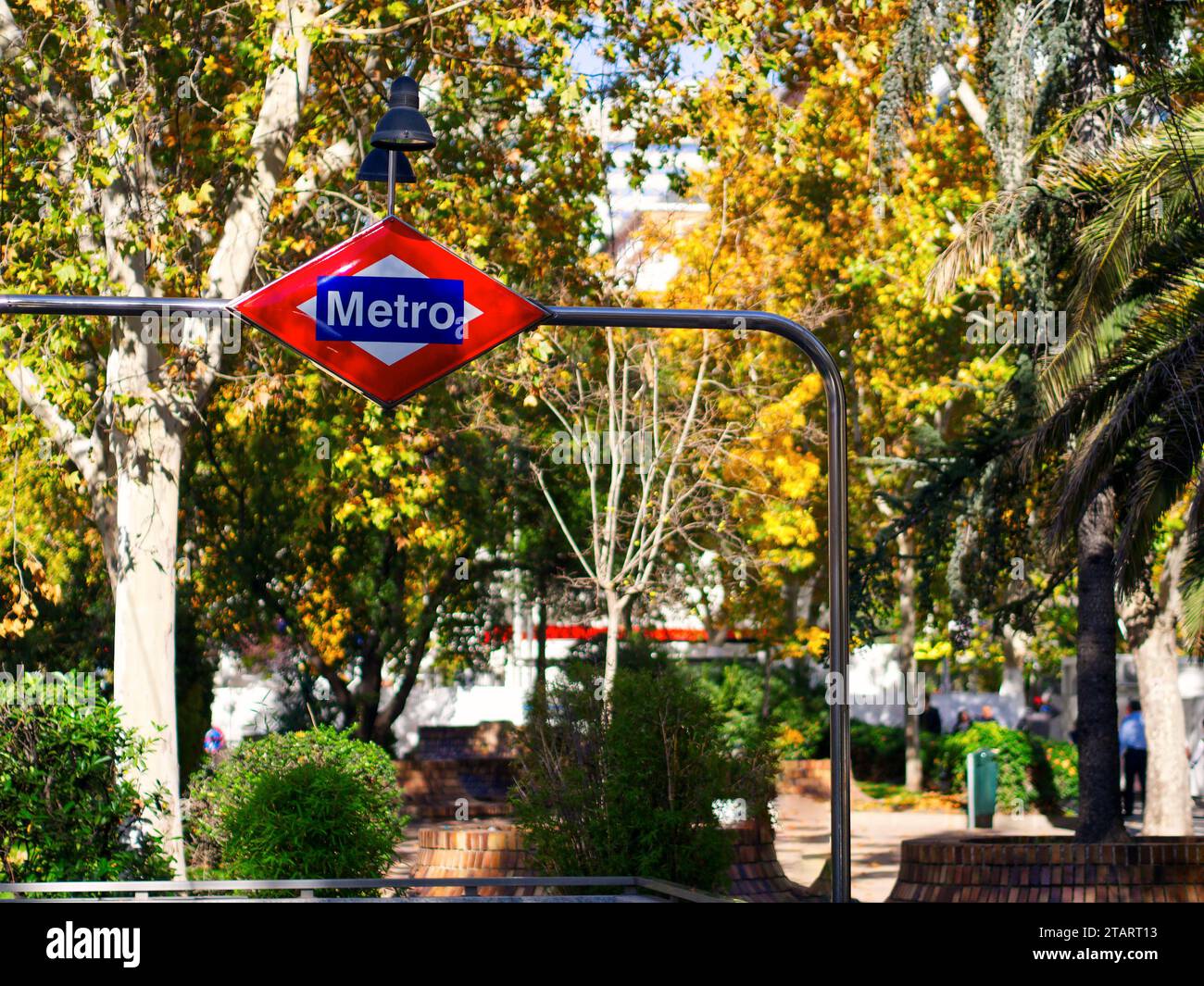 Metro sign in city street daylight Stock Photo - Alamy