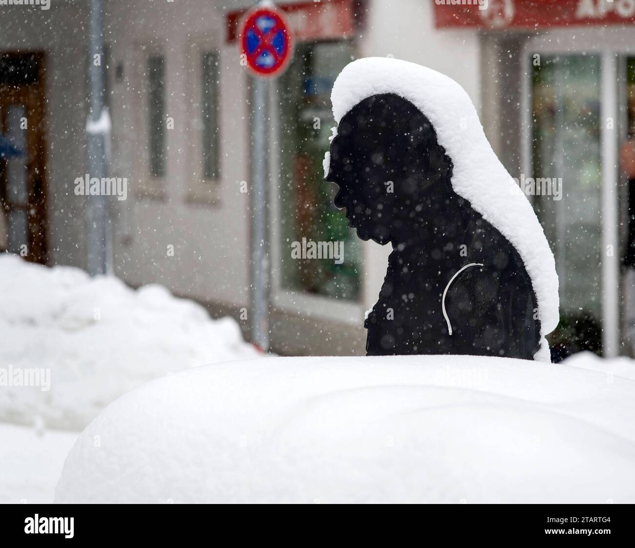 Fell figur hi-res stock photography and images - Alamy