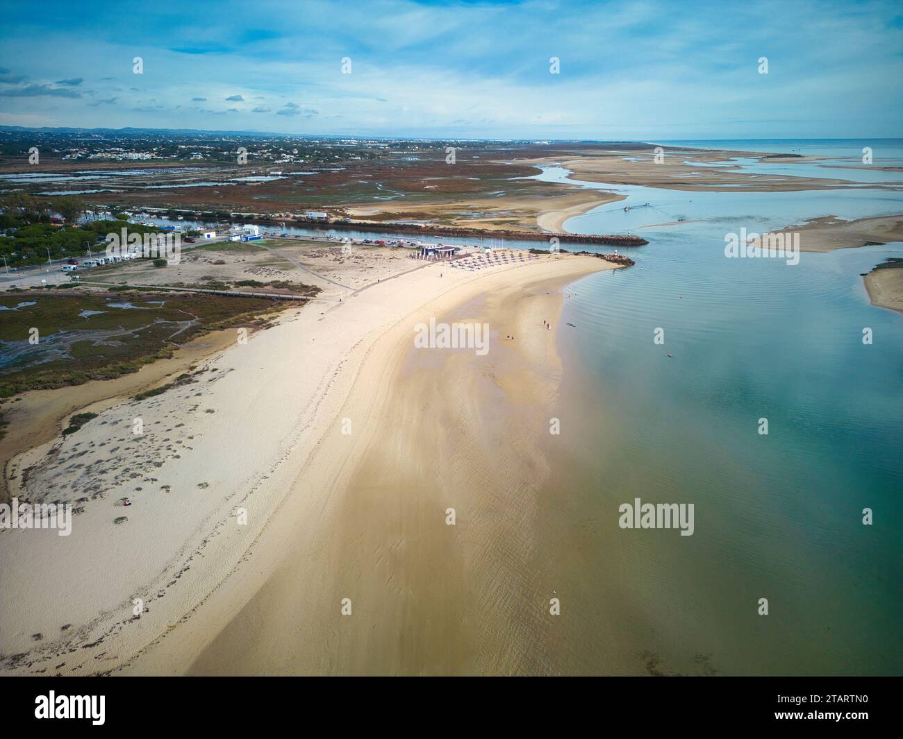 Fuseta harbour hi-res stock photography and images - Alamy