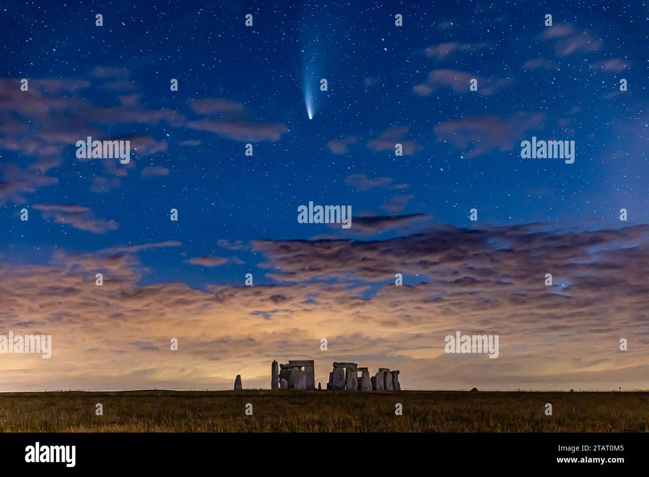 Comet Neowise above Stonehenge Stock Photo - Alamy