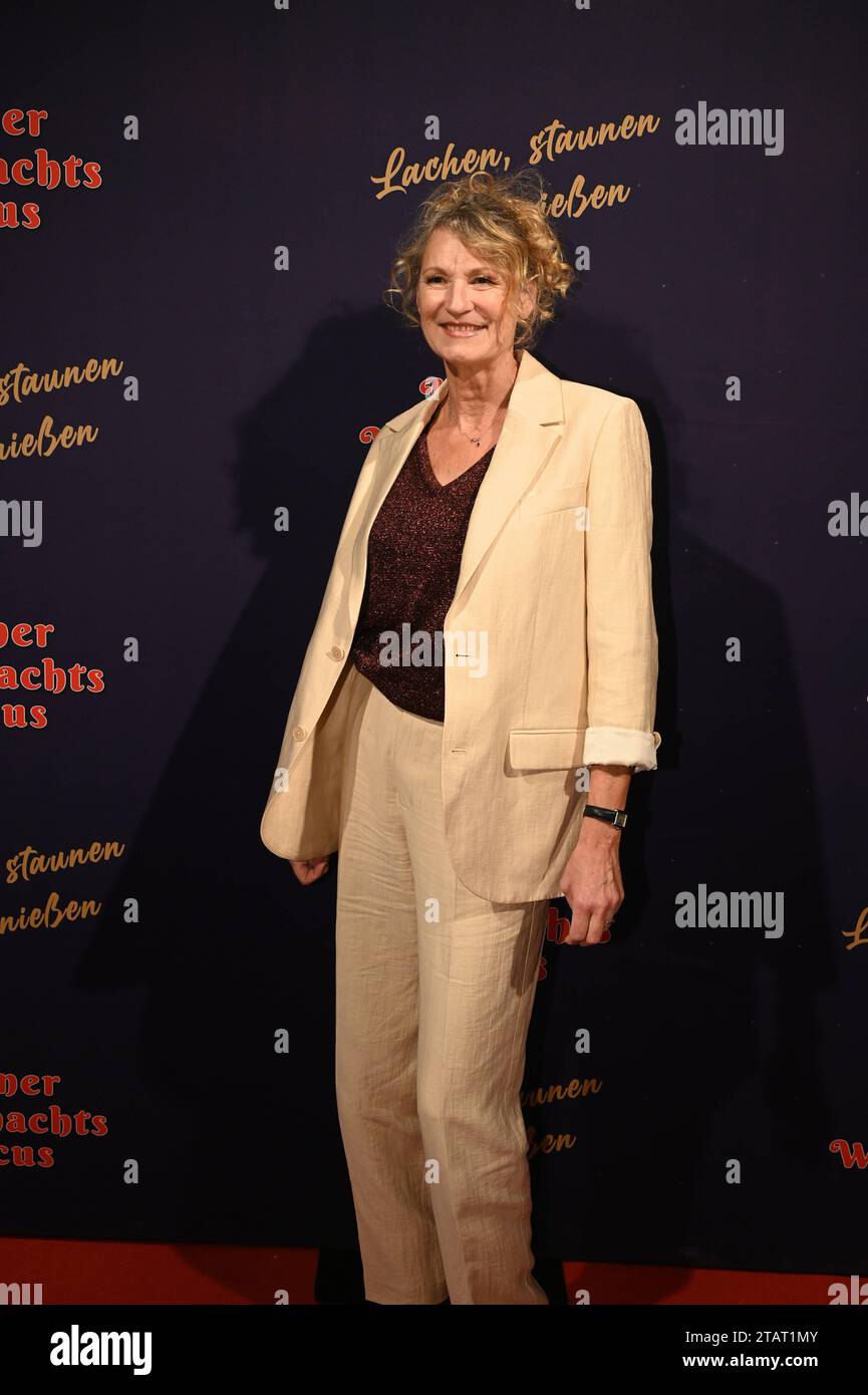 Sportlerin Heike Meier Henkel kommt zur Premiere des 8. Kölner ...