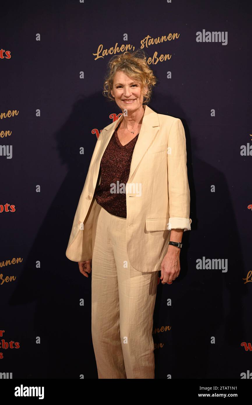 Sportlerin Heike Meier Henkel kommt zur Premiere des 8. Kölner ...