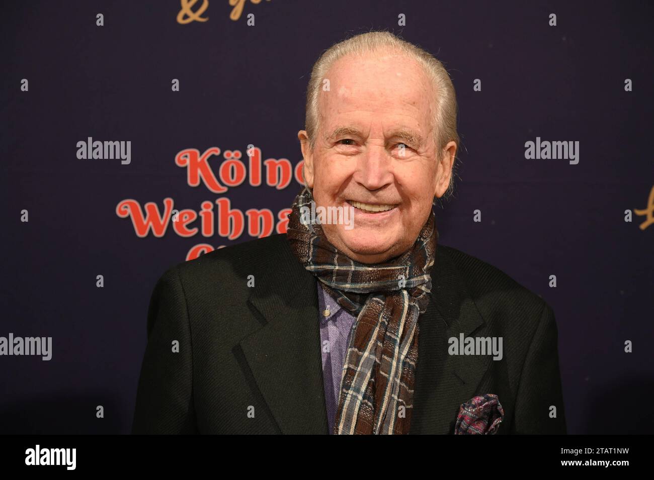 Moderator Max Schautzer kommt zur Premiere des 8. Kölner ...