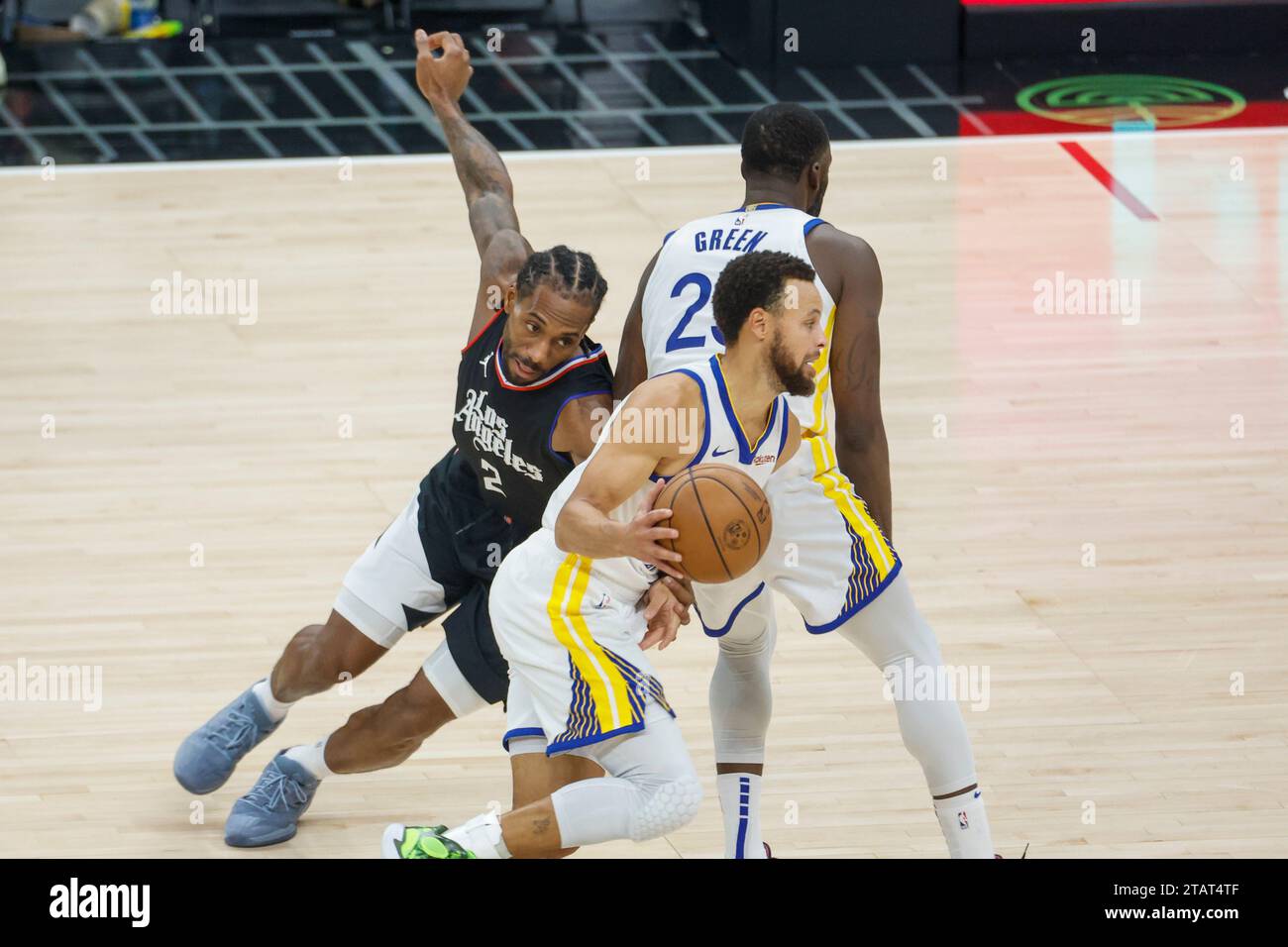 Los Angeles, California, USA. 2nd Dec, 2023. Golden State Warriors ...