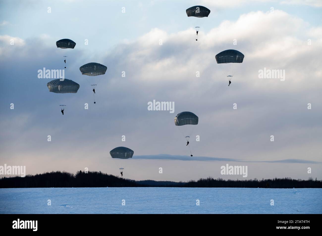 U.S. Army paratroopers from the 4th Quartermaster Company, 725th ...