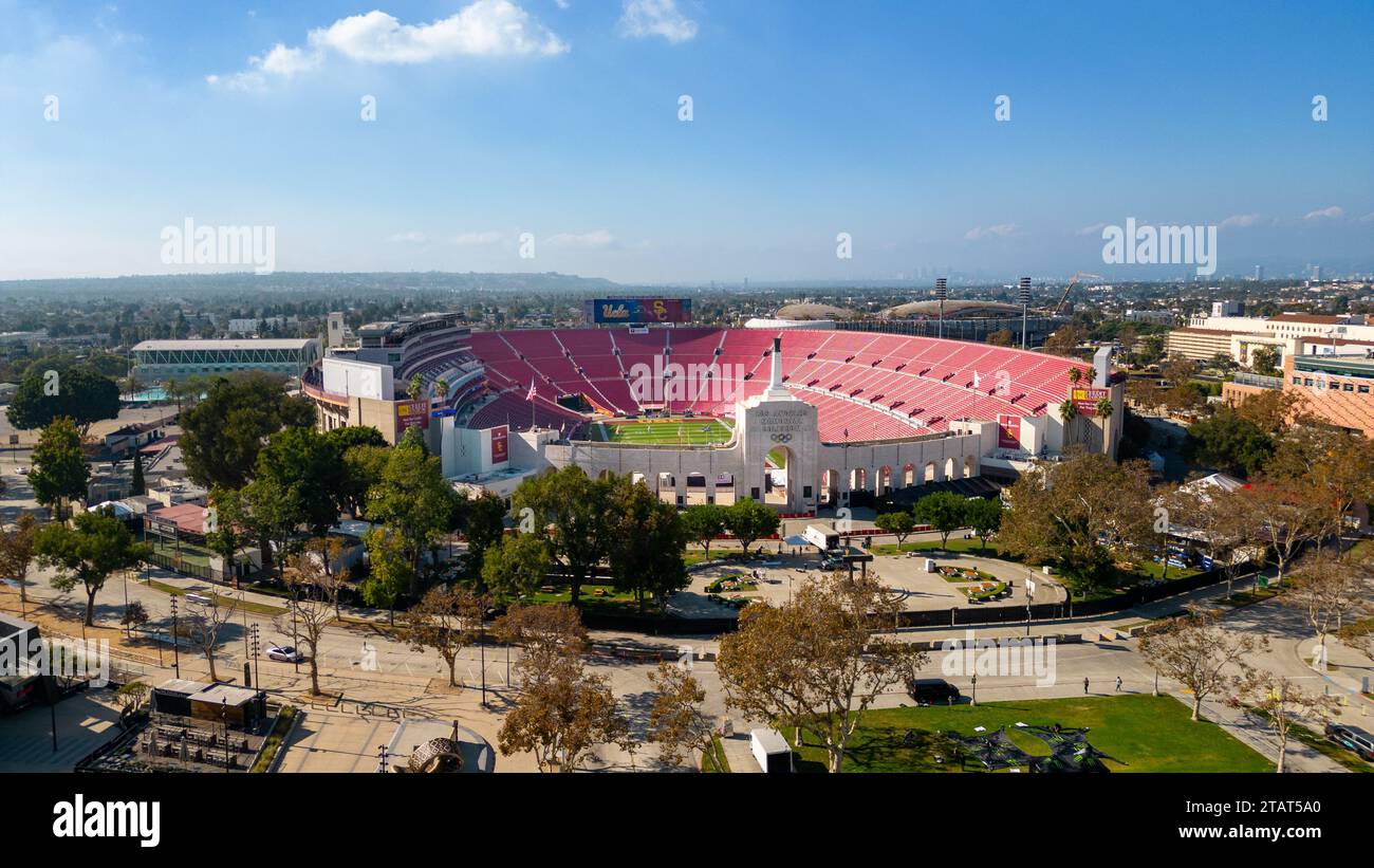 Los Angeles, CA - November 17, 2023: Los Angeles Memorial Coliseum ...