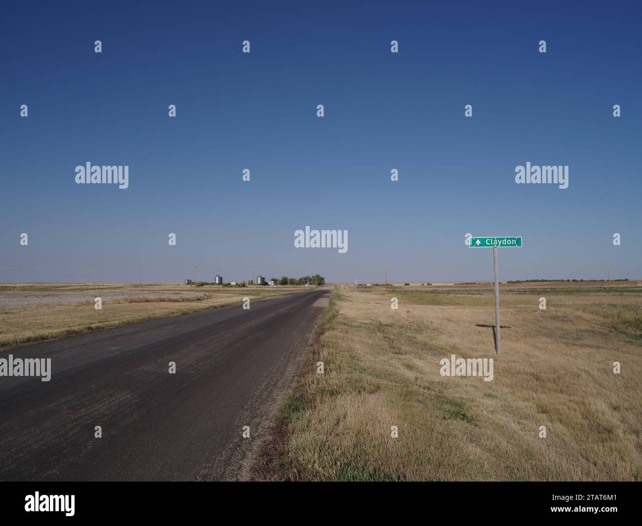 Road Sign, Highway 18 - Claydon, Saskatchewan, Canada Stock Photo - Alamy