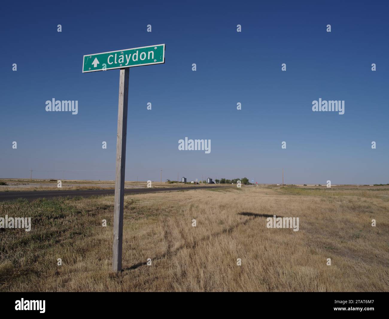 Road Sign, Highway 18 - Claydon, Saskatchewan, Canada Stock Photo - Alamy