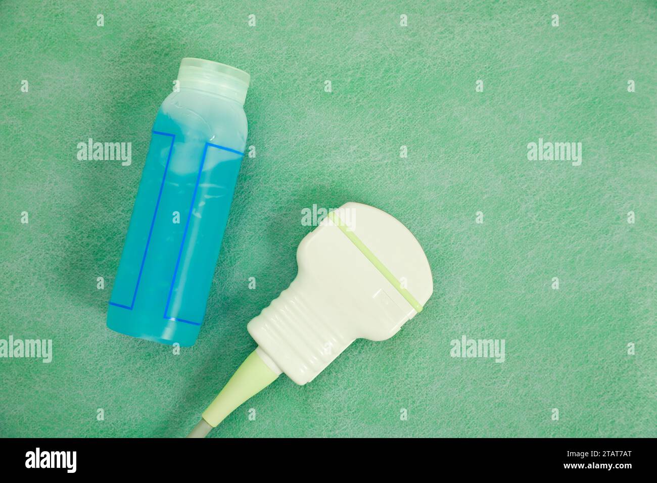 Ultrasound transmission gel hi-res stock photography and images - Alamy