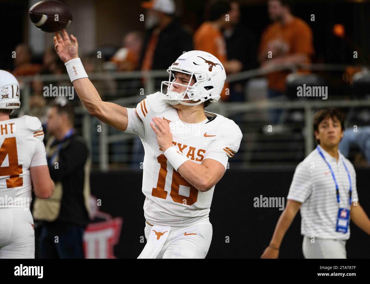 Arch manning texas hi-res stock photography and images - Alamy