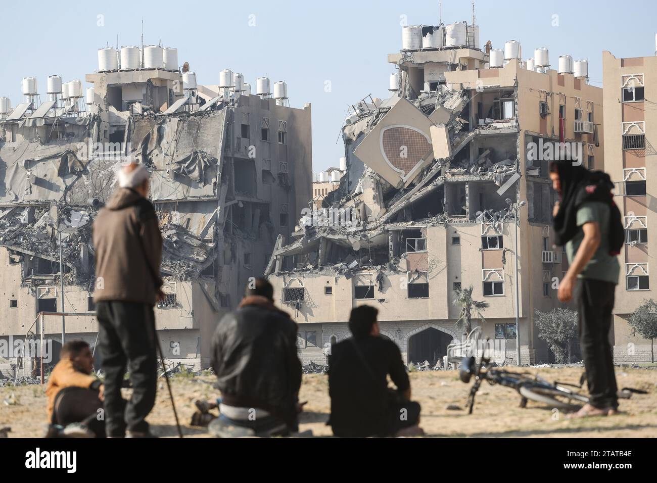 Gaza, Palestine. 02nd Dec, 2023. Residents of the Qatari-funded Hamad ...