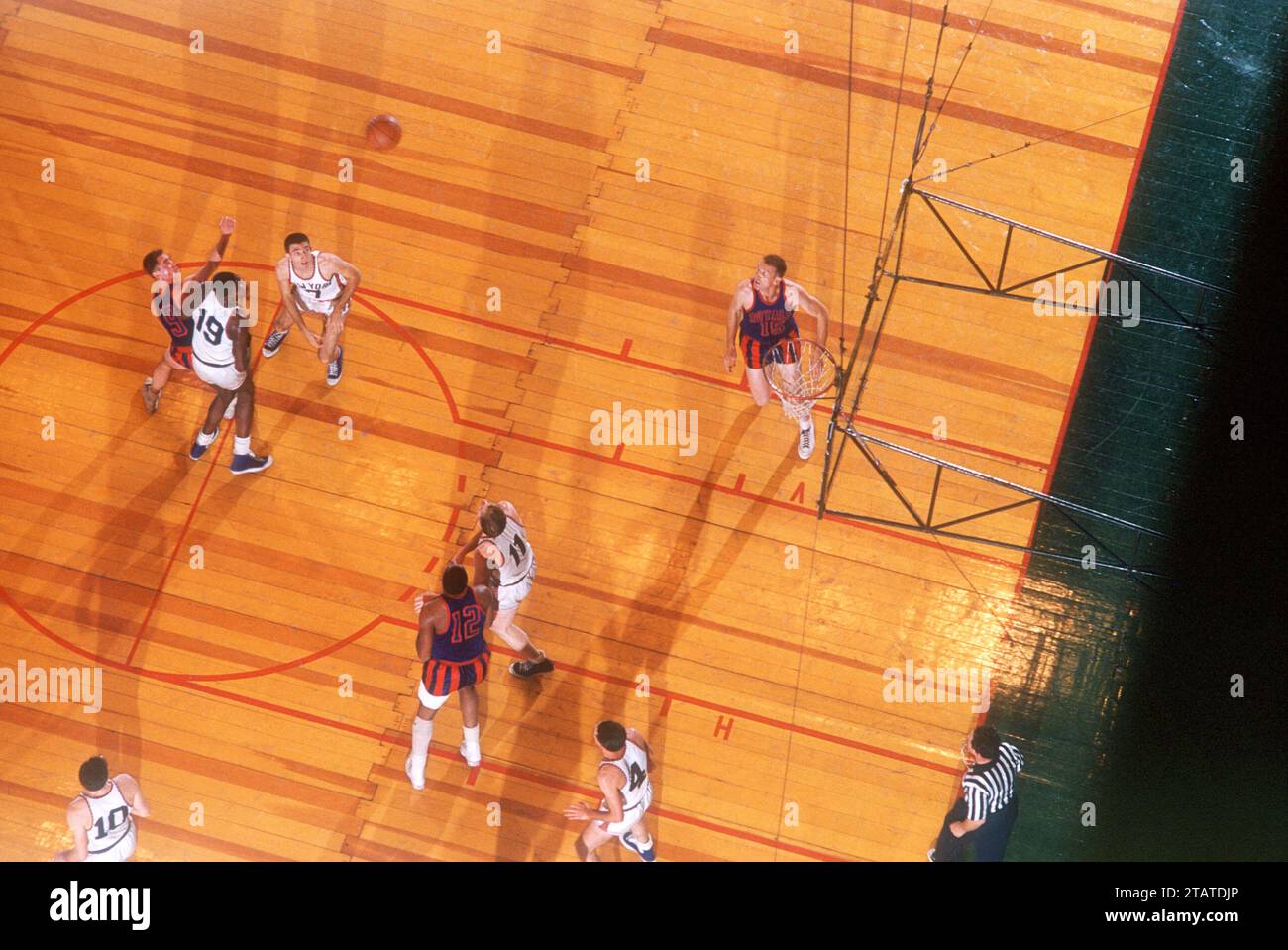 NEW YORK, NY - DECEMBER 6: Bobby Wanzer #9 of the Rochester Royals ...