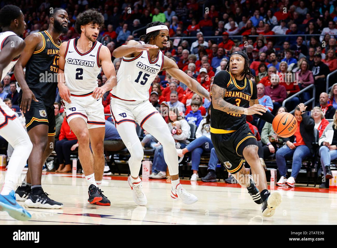 Dayton, USA. 02nd Dec, 2023. Mikale Stevenson (3) moves the ball past ...