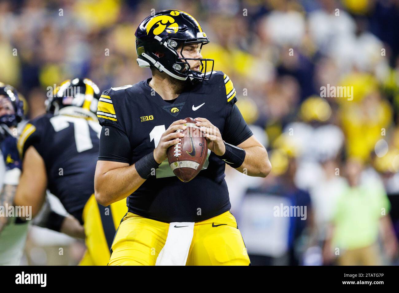 Indianapolis, Indiana, USA. 02nd Dec, 2023. Iowa quarterback Deacon ...