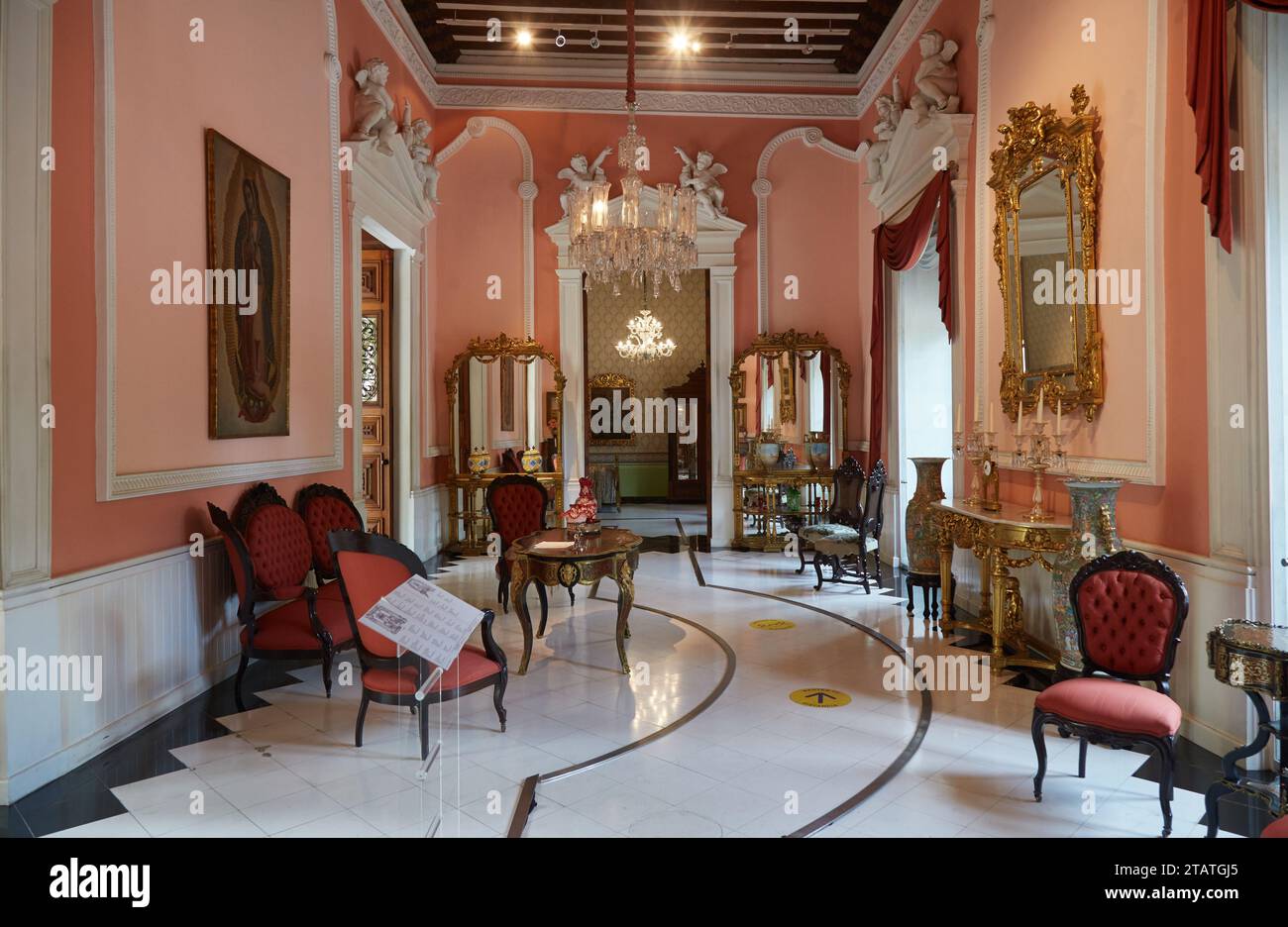 The beautiful architecture of central Merida, the bustling capital of ...