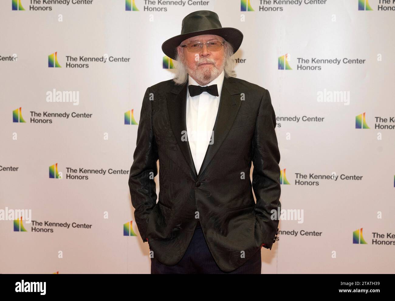 Barry Gibb arrives for the Medallion Ceremony honoring the recipients ...