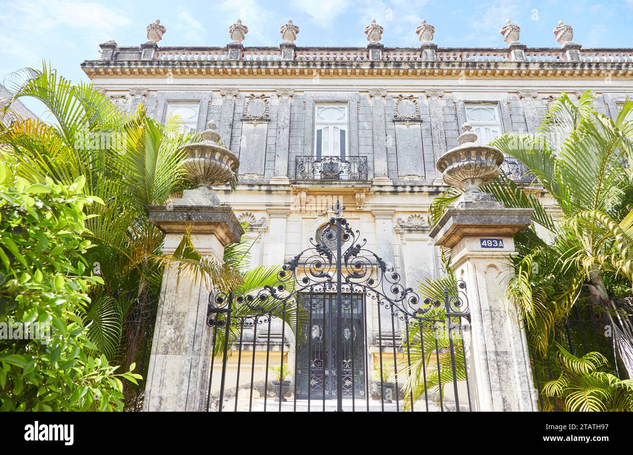 The beautiful architecture of central Merida, the bustling capital of ...