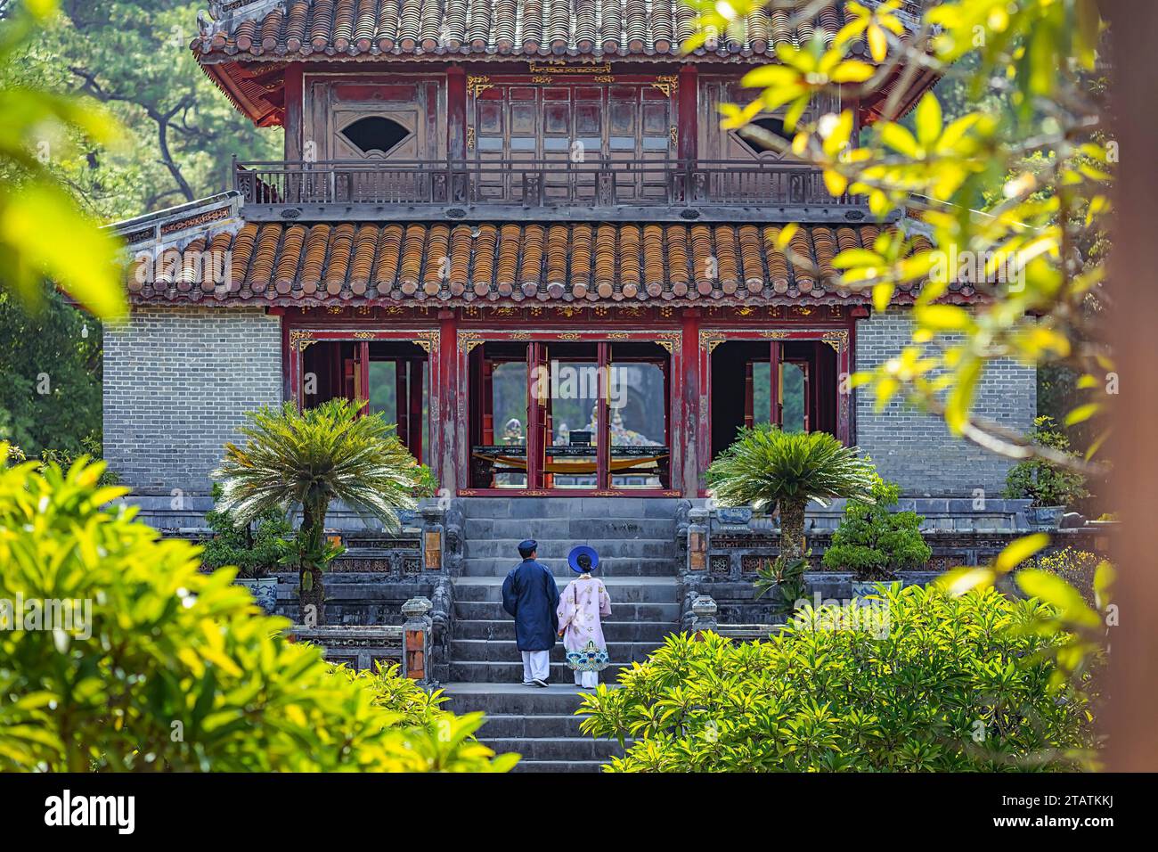 HUE, VIETNAM - SEP 22,2023: Tourists wear ancient costumes in the tomb ...