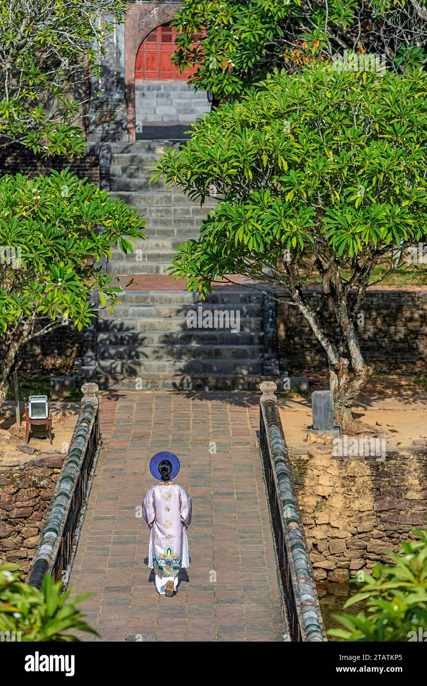 HUE, VIETNAM - SEP 22,2023: Tourists wear ancient costumes in the tomb ...
