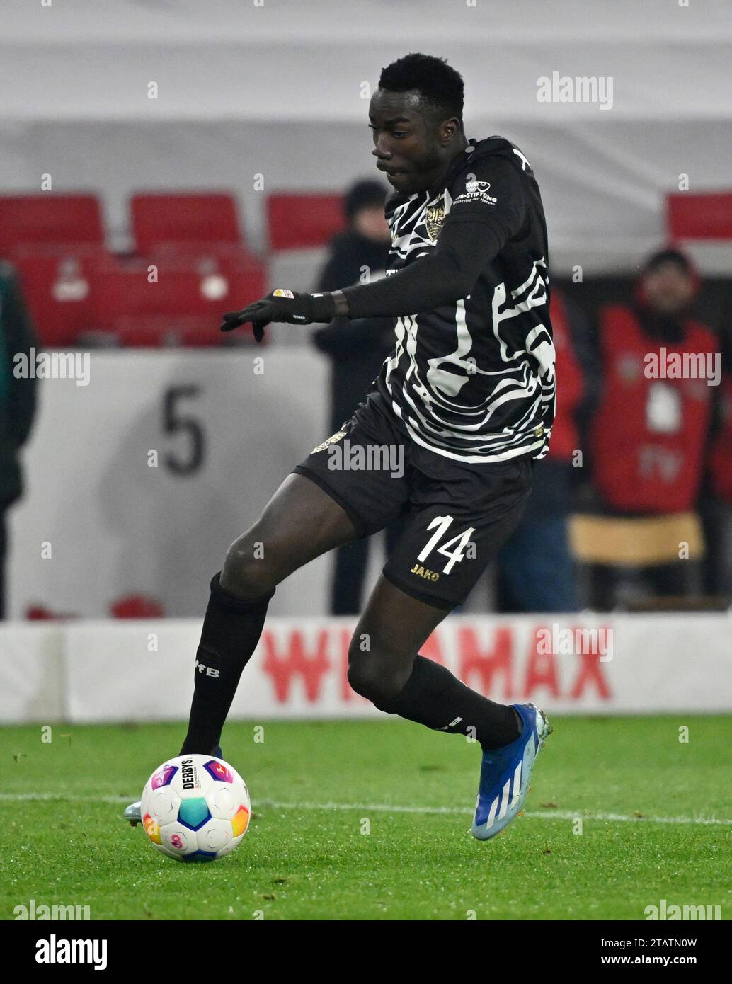Silas katompa mvumpa vfb stuttgart hi-res stock photography and images ...
