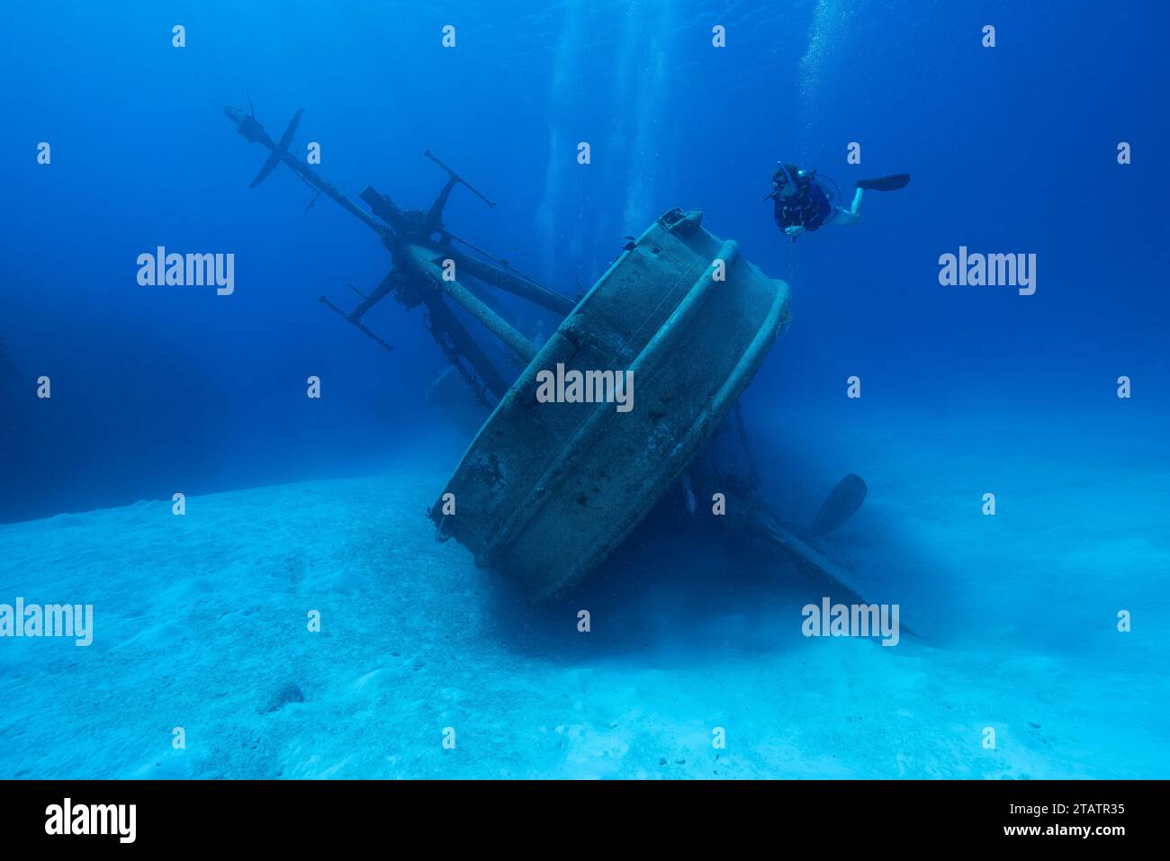 Wreck specialty hi-res stock photography and images - Alamy