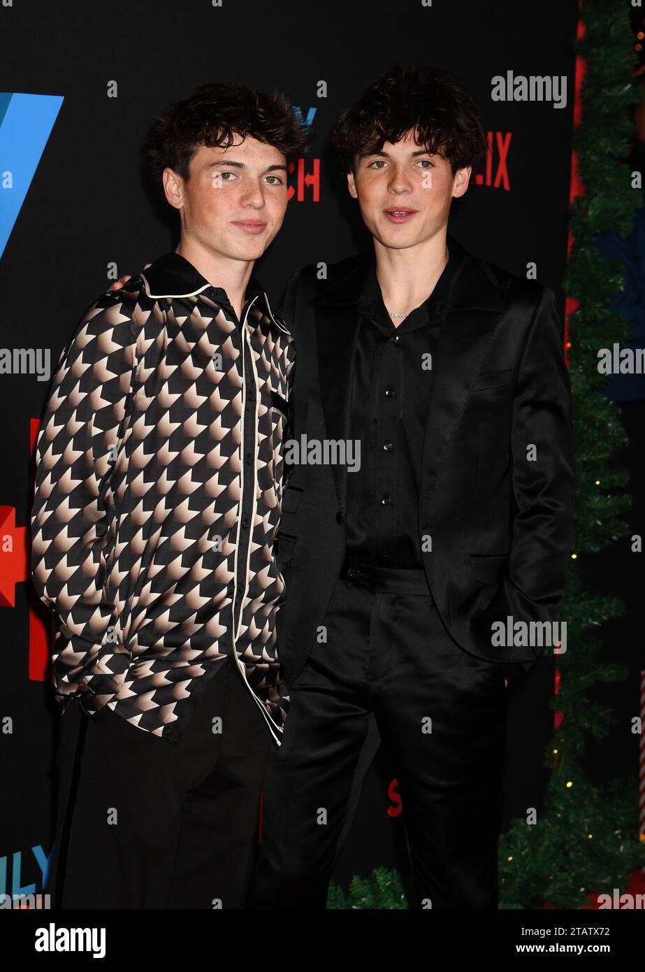 LOS ANGELES, CALIFORNIA - NOVEMBER 29: (L-R) Connor Noon and Brady Noon ...