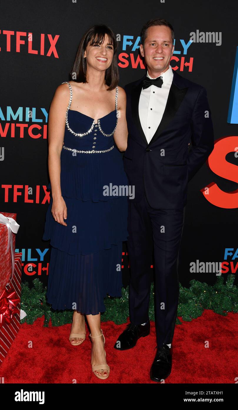 LOS ANGELES, CALIFORNIA - NOVEMBER 29: (L-R) Mary Everard and Ben ...