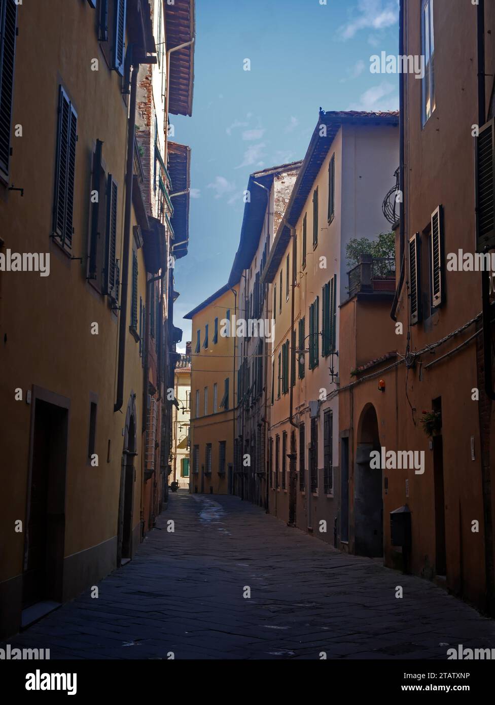 Lucca, Tuscany, Italy. City center Stock Photo - Alamy