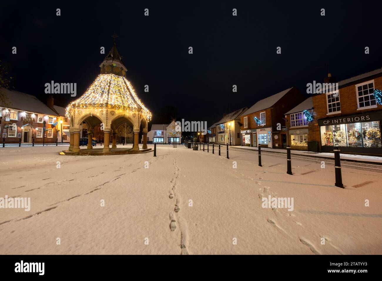 Bingham, Nottinghamshire, UK. 3rd December 2023. The Buttercross in the ...