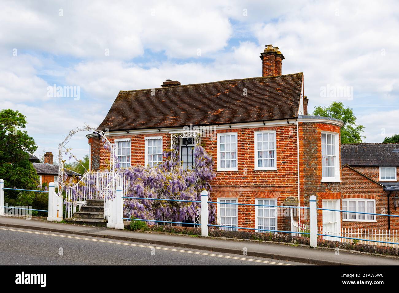 View of Bridge House in High Street, Hungerford, a historic market town ...