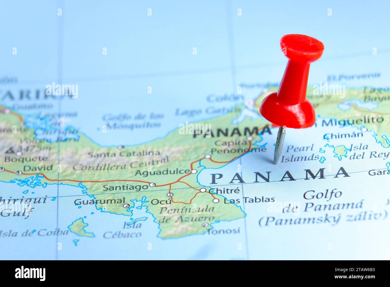 Pin pushpin location hi-res stock photography and images - Alamy