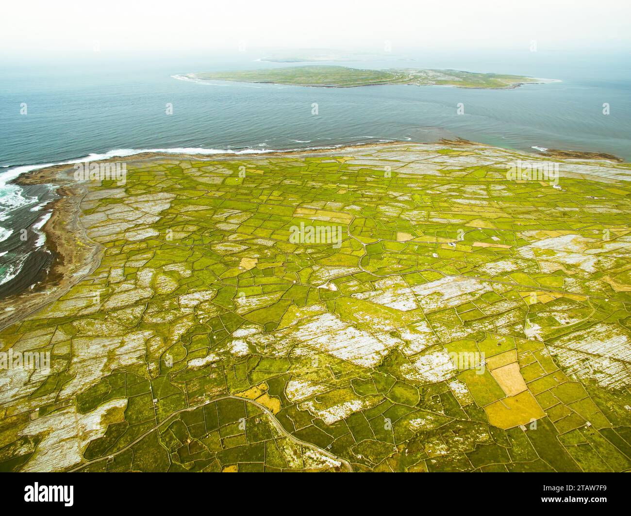 Beautiful aerial landscape of Inisheer Island, part of Aran Islands ...