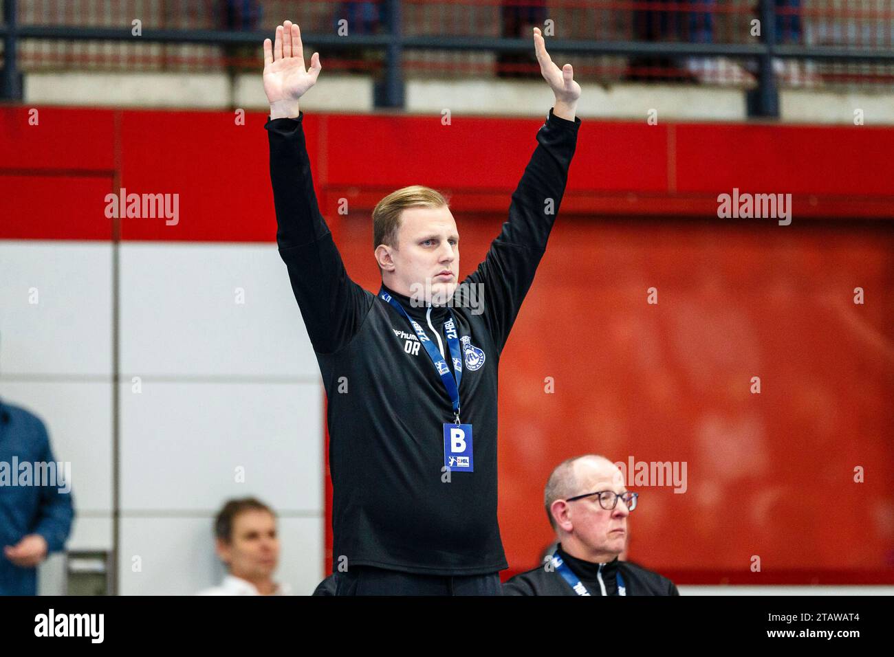 Luebbecke, Deutschland. 02nd Dec, 2023. David Roehrig (VfL Luebeck ...