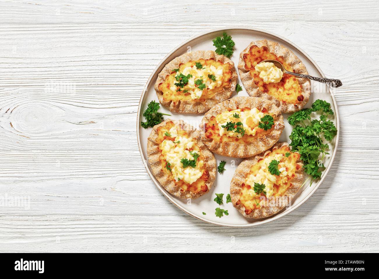 Pirog hi-res stock photography and images - Alamy