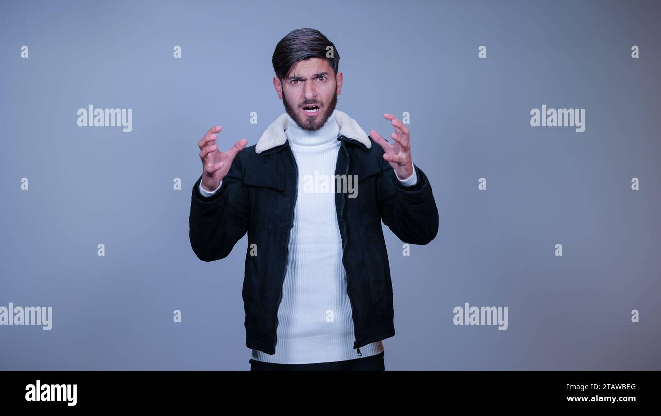 Angry pose hi-res stock photography and images - Alamy