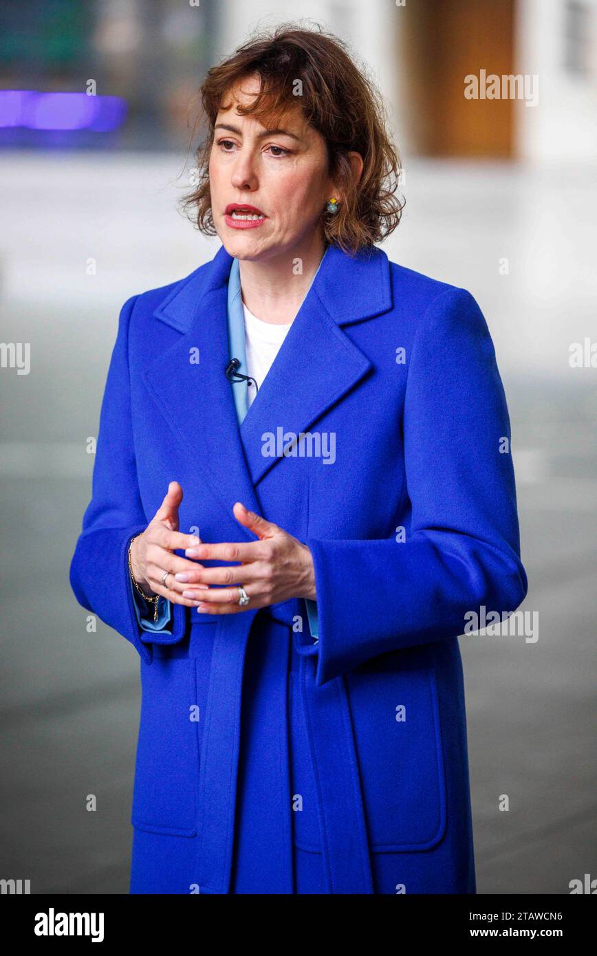 Nhs victoria atkins hi-res stock photography and images - Alamy