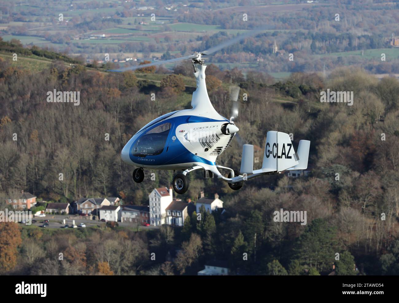 Air to Air photographs of a Cavalon Autogyro being flown near the ...