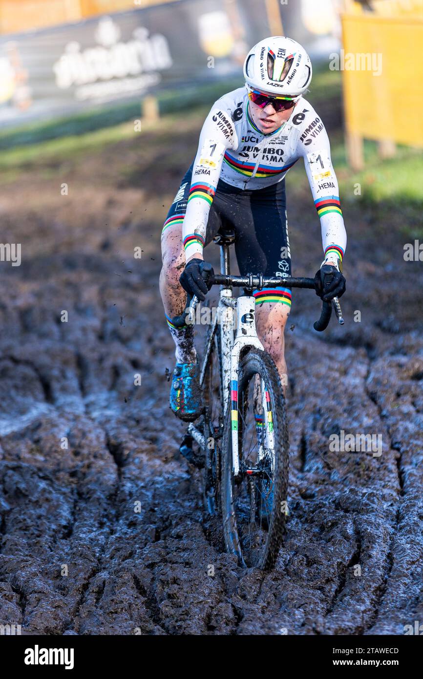 1 VAN EMPEL FEM DE N JUMBO VISMA DURING THE SCHORRECROSS BOOM (BELGIUM ...