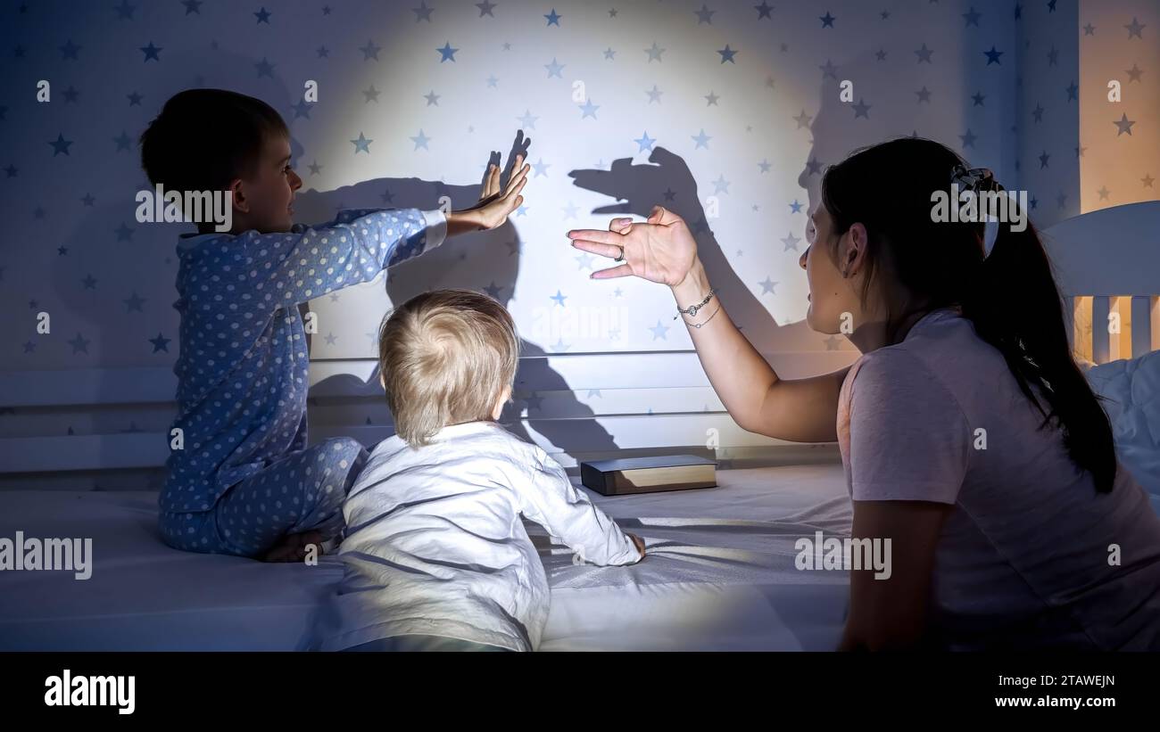 Shadow play children tent hi-res stock photography and images - Alamy