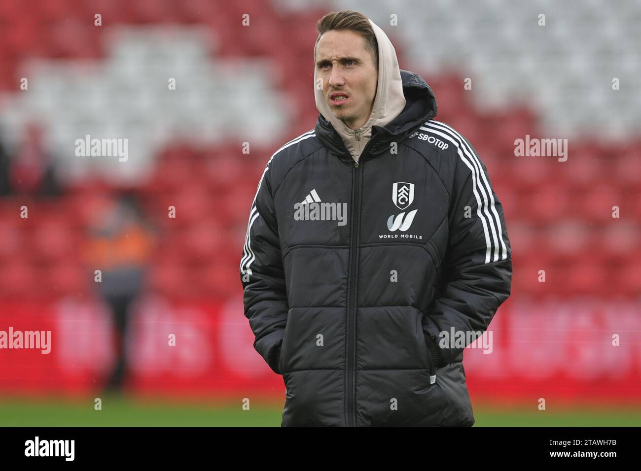 Steven Benda #23 of Fulham arrives ahead of the Premier League match ...