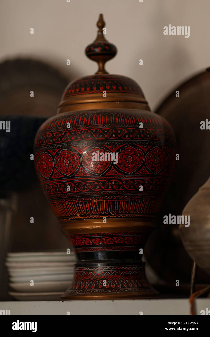 Vintage Heritage Pieces, Antique items Stock Photo - Alamy