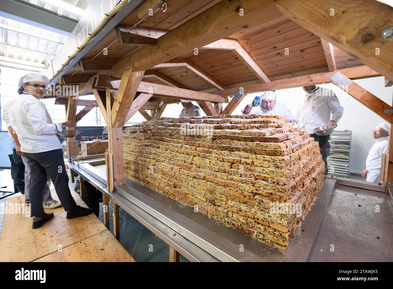 Slabs of butter hi-res stock photography and images - Alamy