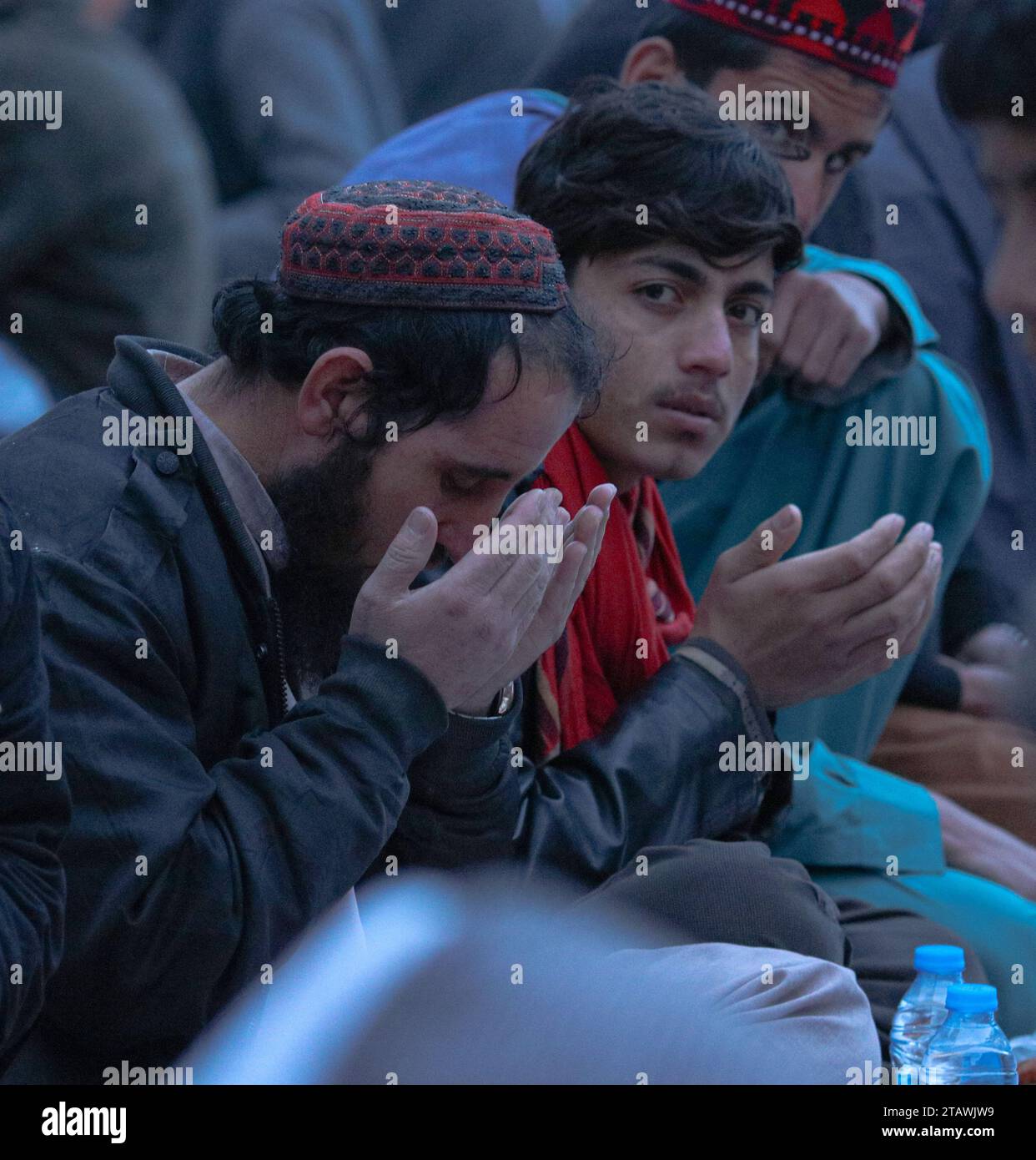 Young Muslim man praying, Islamic prayer, man prayer Stock Photo - Alamy