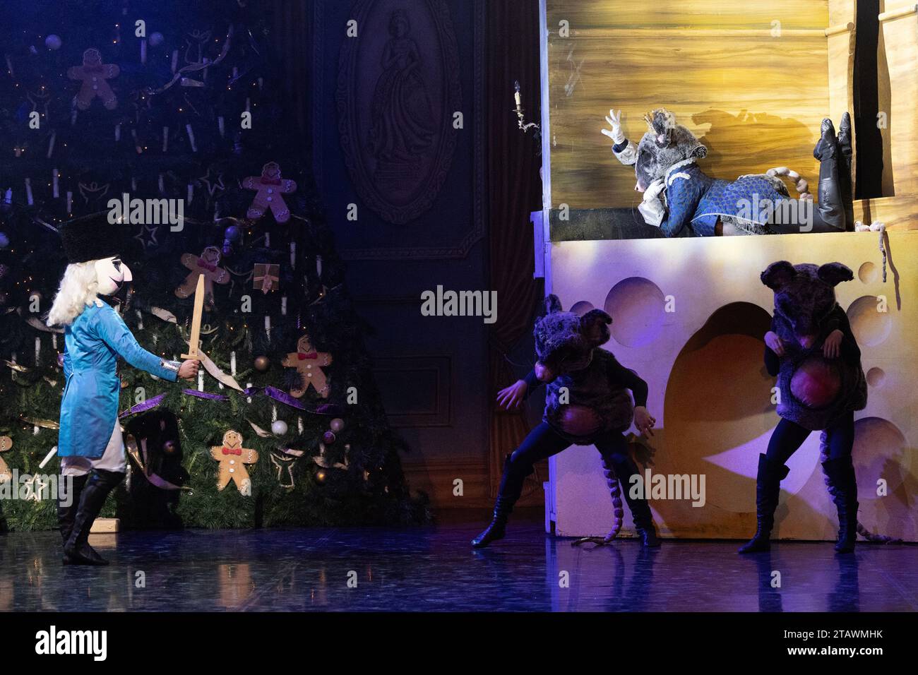 Northern Ballet The Nutcracker 2023 Stock Photo - Alamy