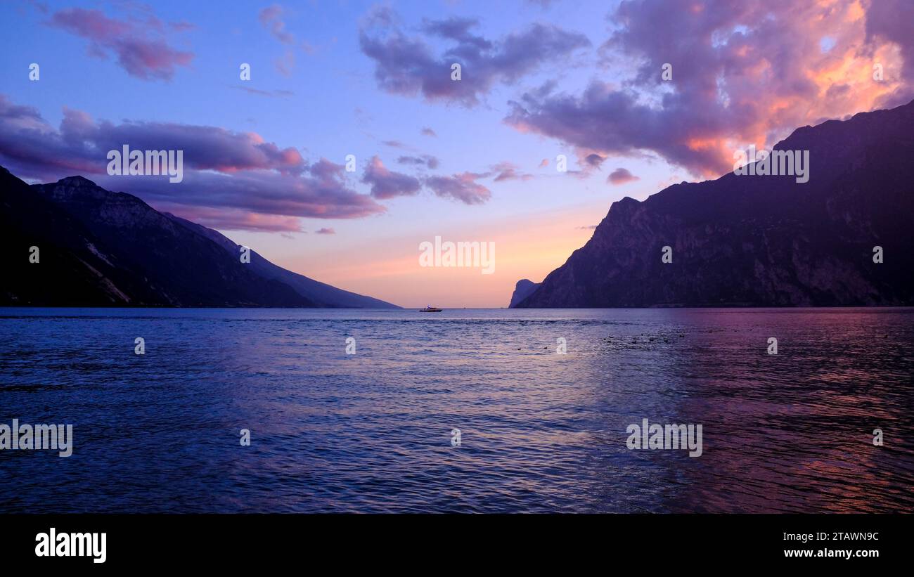 Whether sea, lake or river, water is one of the most beautiful elements ...